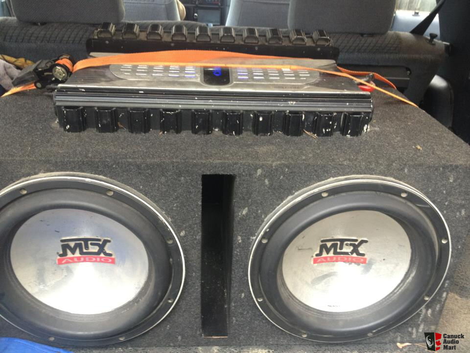 2x MTX 9500 in box made for them. clarion dpx1500 amp 3400watts at 1ohm ...