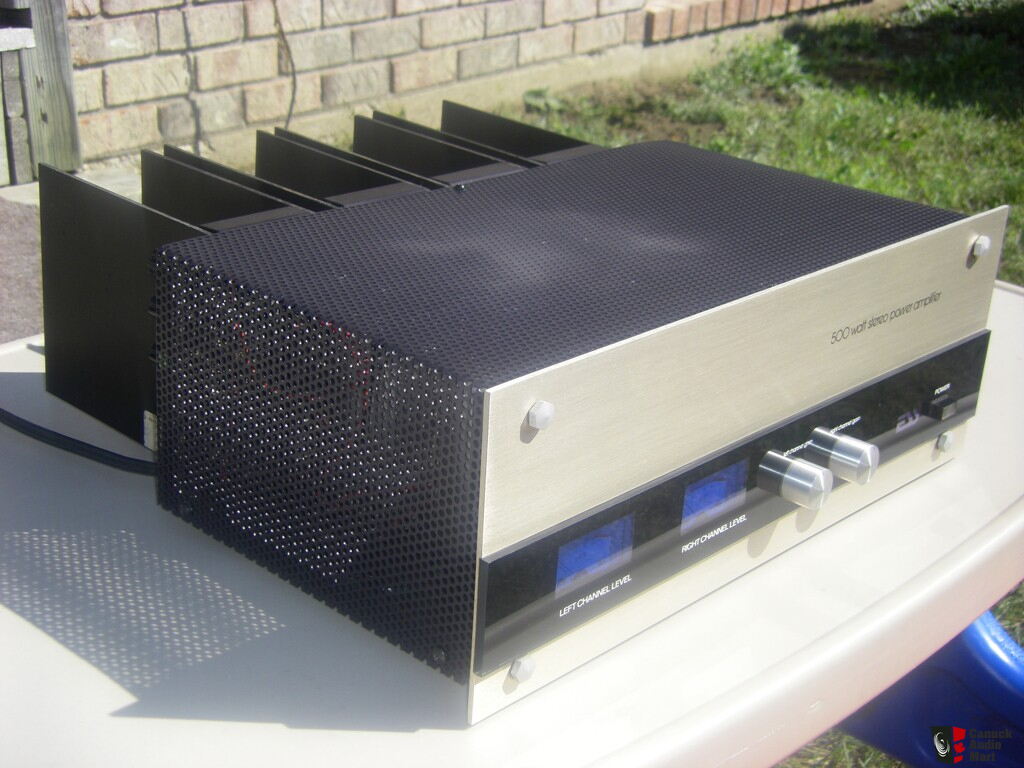 ESS Model 500 Power amp. Absolute Beast! and matching ESS preamp. Photo ...