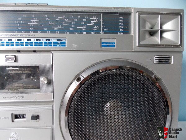 vintage 1980 JVC RC-70C boombox - made in Japan ....... sold to Eddie ...